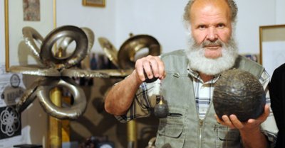 Radovan Karadžić, alias Dragan Dabić, alias docteur D. D. David ...