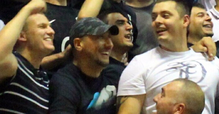 Gangs en Serbie : coup de filet chez des hooligans proches du pouvoir ...